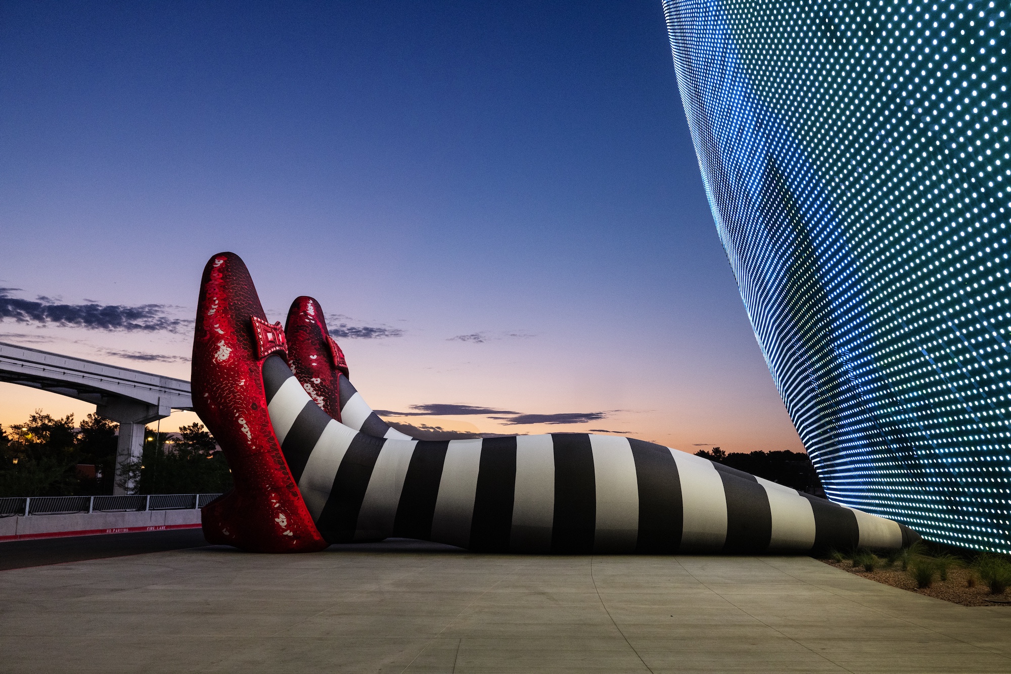 The Wizard of Oz Lights Up the Sphere: A Classic Story Reimagined in ...